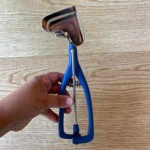 stockel | Kitchen | New Stckel German Heart Shaped Ice Cream Scoop ...